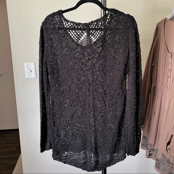 Elan | Dresses | Elan Black Knit Size Large Gold Detail Long Sleeved ...